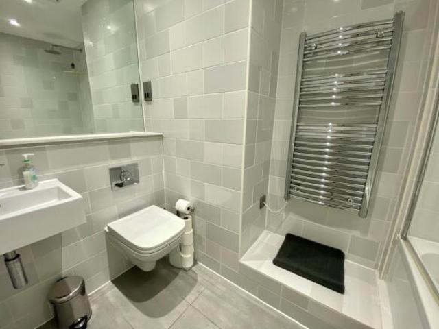 2 bedroom flat for rent in Bristol & West House, Post Office Road, BH1