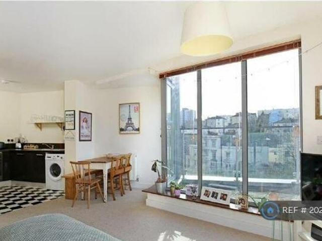 2 Bedroom Flat For Rent In Bristol