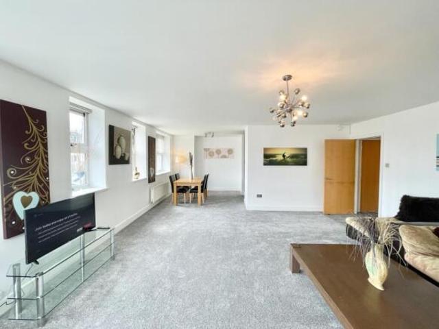 2 bedroom flat for rent in Buchanan Street, Glasgow, G1 3LB, G1