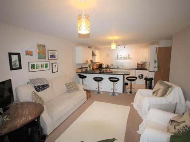 2 bedroom flat for rent in Burton Croft, Bootham, York, YO30