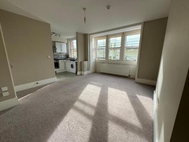2 bedroom flat for rent in Burlington Street, Brighton, East Sussex, BN2 1AU, BN2