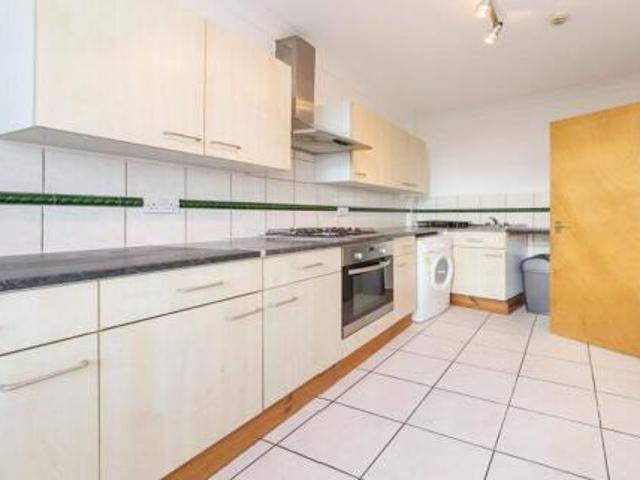 2 bedroom flat for rent in Burnley Road, London, NW10