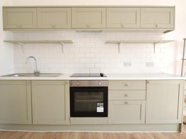 2 bedroom flat for rent in Burrage Road, London, SE18