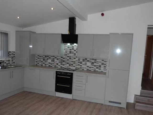 2 bedroom flat for rent in Burscough Street Ormskirk L39