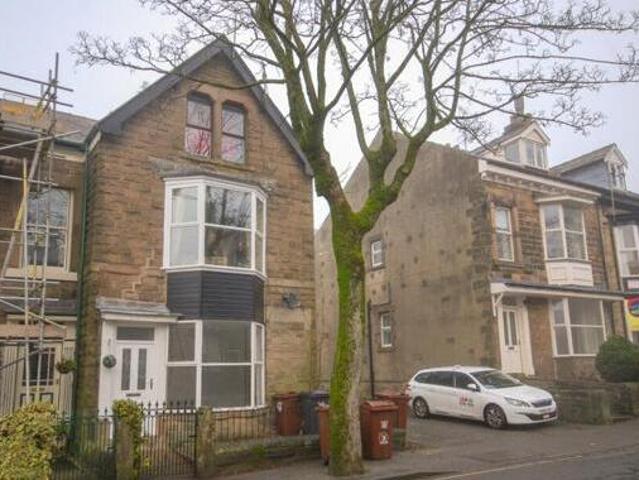 2 Bedroom Flat For Rent In Buxton