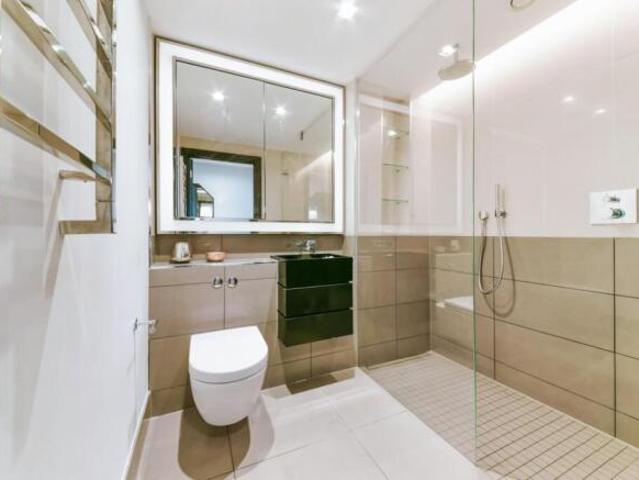 2 bedroom flat for rent in C42 The Corniche, 24 Albert Embankment, Lambeth, London SE1