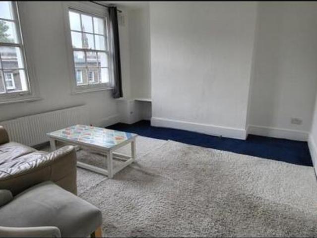 2 bedroom flat for rent in Camberwell New Road, London, SE5