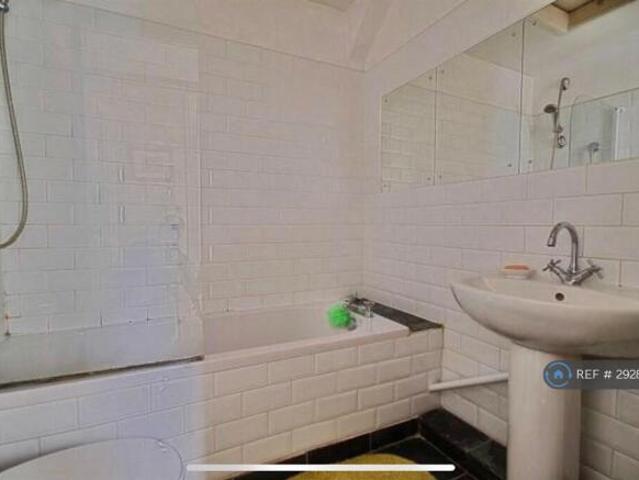 2 bedroom flat for rent in Cambray Place, Cheltenham, GL50