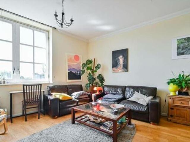 2 Bedroom Flat For Rent In Camden, London