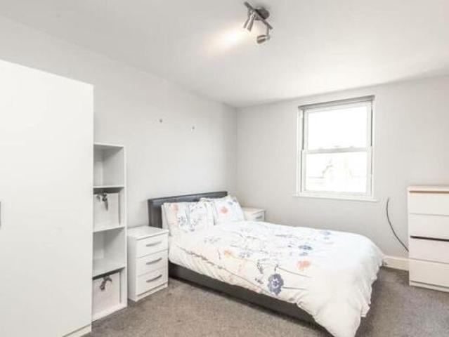 2 Bedroom Flat For Rent In Camden Town, London
