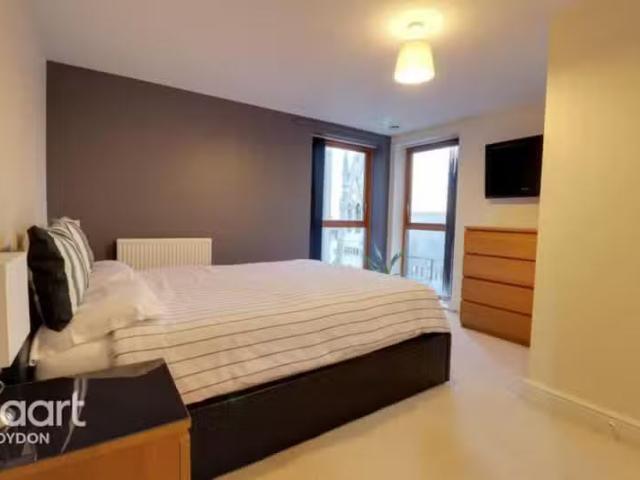 2 bedroom flat for rent in Campbell Road, CROYDON, CR0