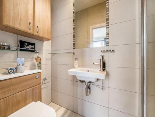 2 bedroom flat for rent in Campden Hill Gardens, Kensington, W8
