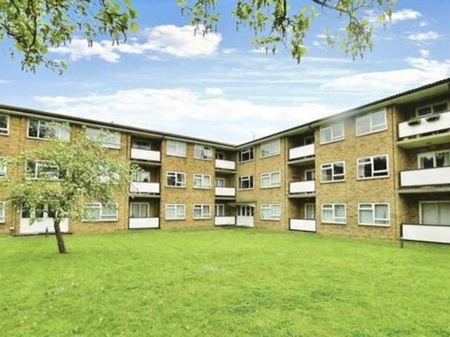 2 Bedroom Flat For Rent In Canterbury, Kent
