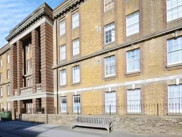 2 bedroom flat for rent in Canterbury Road, Margate, CT9 5FH.