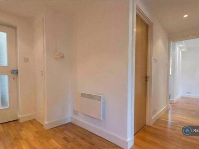 2 Bedroom Flat For Rent In Canterbury