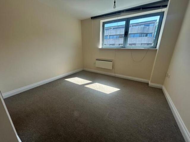 2 bedroom flat for rent in Canal Street, Nottingham, Nottinghamshire, NG1