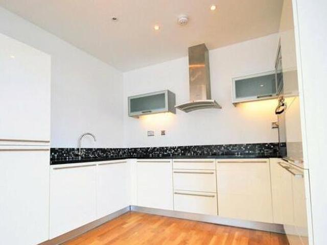 2 Bedroom Flat For Rent In Canary Wharf