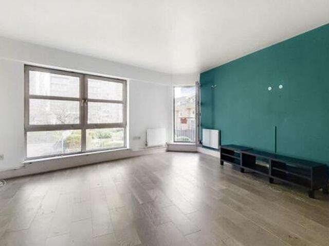2 Bedroom Flat For Rent In Canary Wharf, London