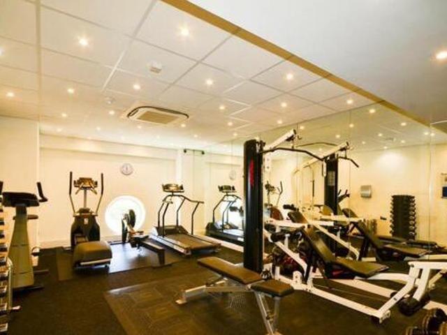 2 Bedroom Flat For Rent In Canary Wharf, London