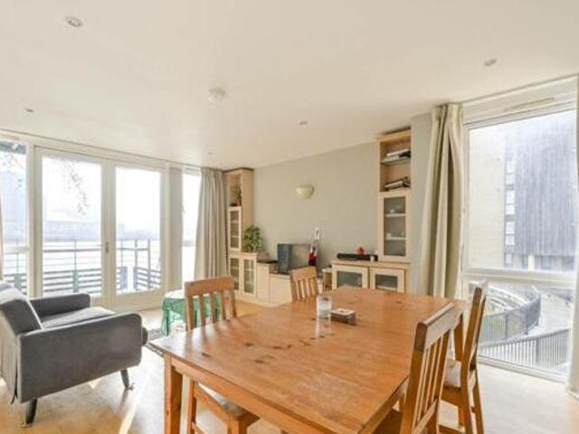 2 Bedroom Flat For Rent In Canary Wharf, London