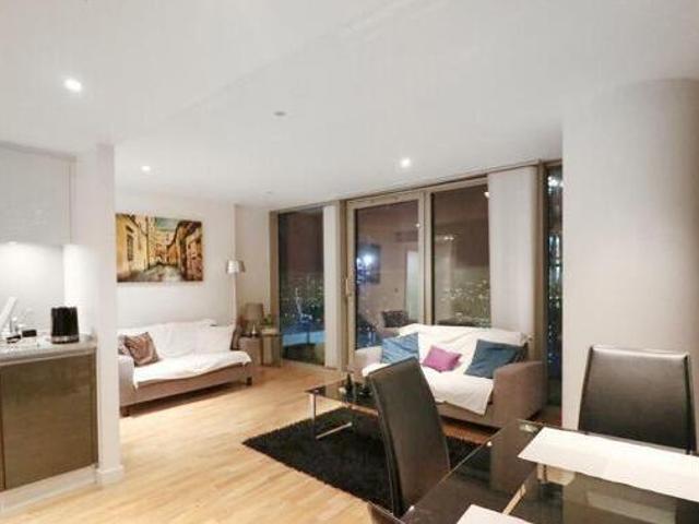 2 Bedroom Flat For Rent In Canary Wharf, London