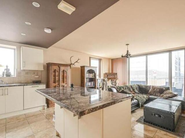 2 Bedroom Flat For Rent In Canary Wharf, London