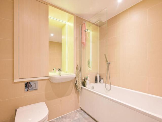 2 bedroom flat for rent in Canonbury, London, N1