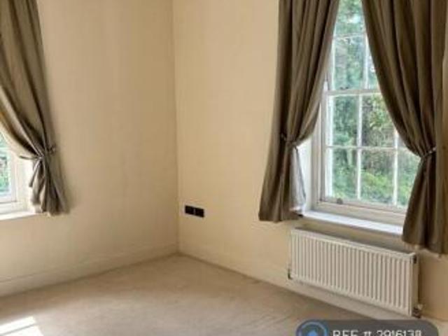2 bedroom flat for rent in Cabrini House, London, SE23