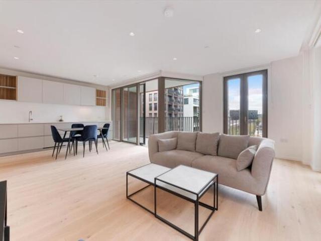 2 bedroom flat for rent in Cadence, Lewis Cubitt Square, London, N1C