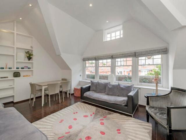2 bedroom flat for rent in Cadogan Gardens, Knightsbridge, SW3