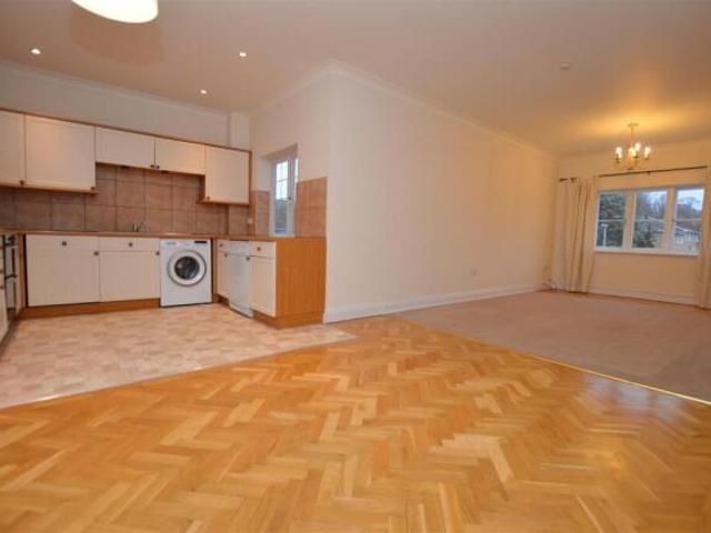 2 bedroom flat for rent in Cadogan Place, Derby Road, RG4