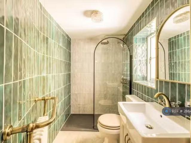2 bedroom flat for rent in Caledonia Place, Bristol, BS8
