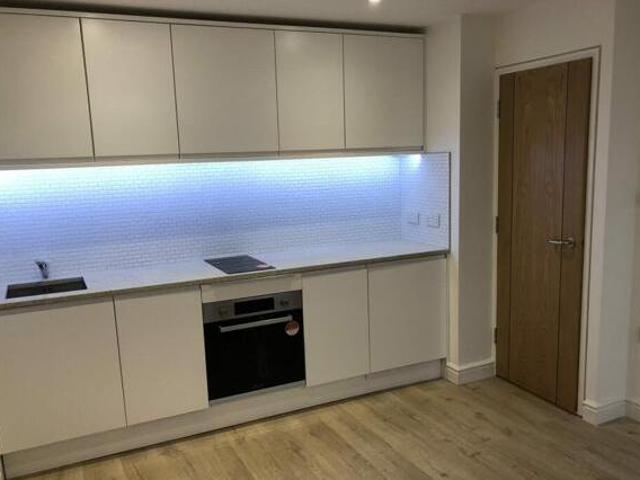 2 Bedroom Flat For Rent In Caledonian Road