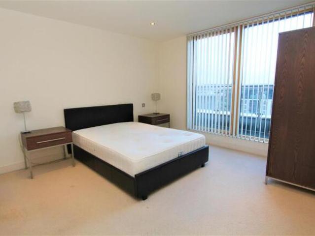 2 bedroom flat for rent in Cartier House, Leeds Dock, LS10