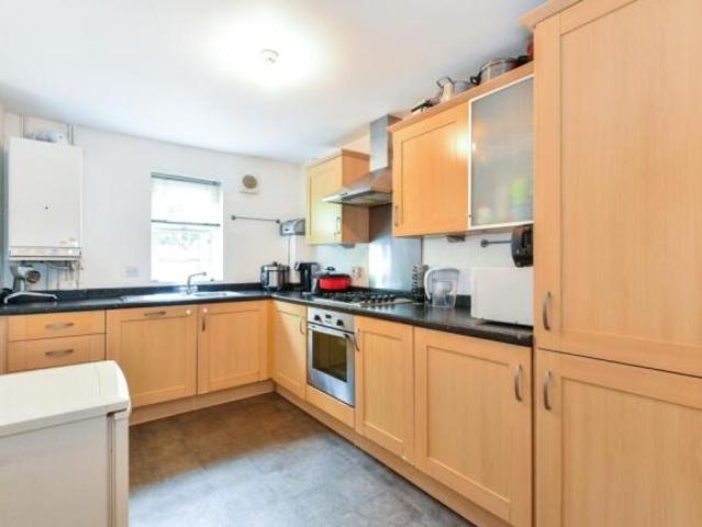 2 bedroom flat for rent in Carholme Road London SE23