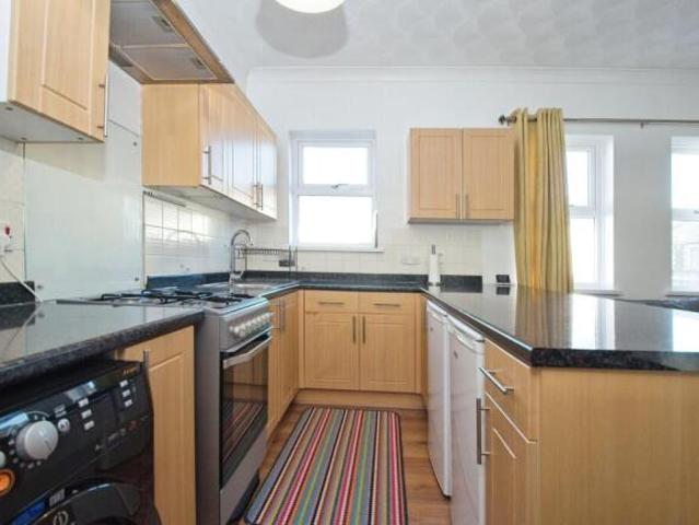 2 bedroom flat for rent in Carlisle Street, Cardiff, CF24
