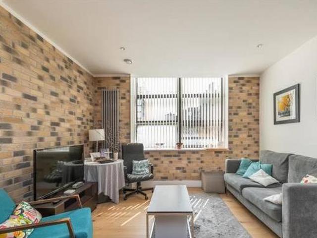 2 bedroom flat for rent in Carlow Street London NW1