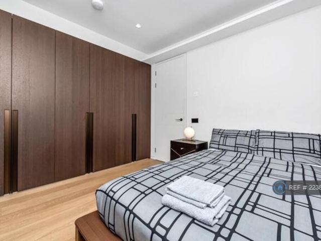 2 bedroom flat for rent in Casson Square, London, SE1