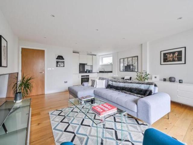 2 bedroom flat for rent in Cavell Street, E1, Tower Hamlets, London, E1