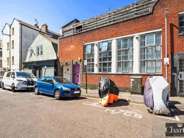 2 bedroom flat for rent in Cavendish Court, Cavendish Street, Brighton, BN2