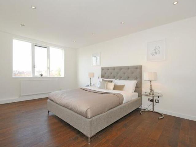 2 bedroom flat for rent in Cavendish House, St Johns Wood, NW8