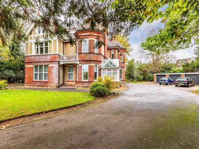 2 bedroom flat for rent in Cavendish Place, Dean Park, BH1
