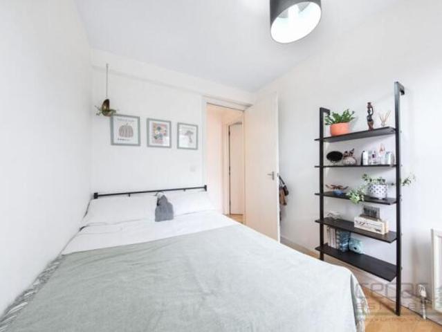 2 bedroom flat for rent in Central Buildings, Peckham SE15