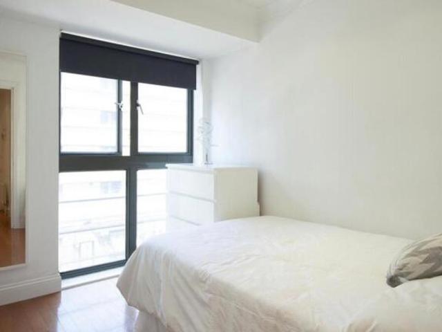 2 bedroom flat for rent in Central Tower, 300 Vauxhall Bridge Road, SW1V