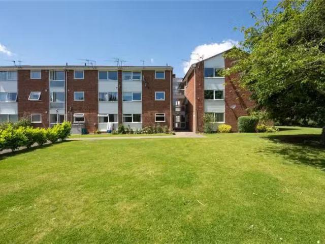 2 bedroom flat for rent in Cedar Court, St. Albans, Hertfordsh.