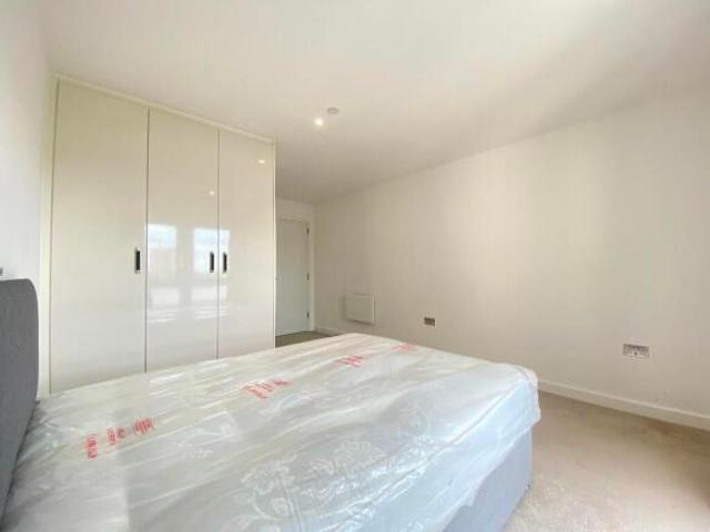 2 bedroom flat for rent in Celeste House, Caversham Road, London, NW9