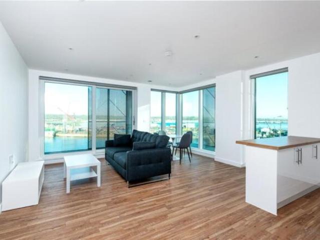 2 bedroom flat for rent in Chatham Waters, South House, Gillingham Gate Road, Gillingham, ME4
