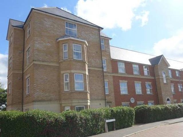 2 bedroom flat for rent in Chadwick Drive Braintree CM7