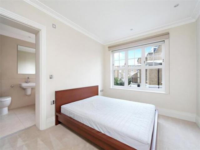 2 bedroom flat for rent in Chalmers Way, Twickenham, TW1