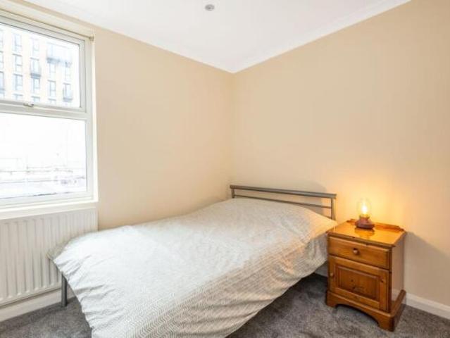 2 bedroom flat for rent in Chalton Street, Euston, London, NW1